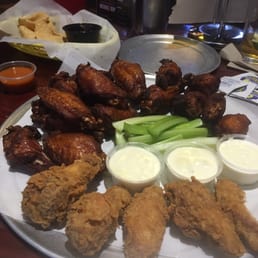 WINGZUP - Updated October 2025 - 483 Photos & 546 Reviews - 1000 E 41st ...
