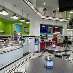 DOOZIES - Updated July 2025 - 72 Photos & 63 Reviews - 4105 S 11th ...