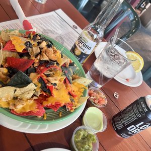 SILVER PEAK GRILL & TAPROOM - 344 Photos & 410 Reviews - 135 N Sierra ...
