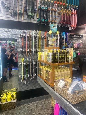 HIGH FIVE SKATE SHOP - Updated December 2024 - 237 Photos & 20 Reviews ...