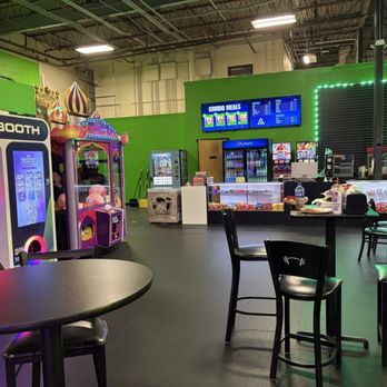 AIRBOUND TRAMPOLINE PARK - Updated December 2025 - 18 Photos - 4215 W ...