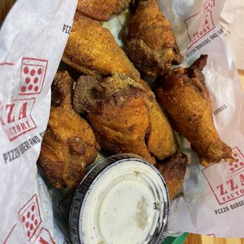 ZZA FACTORY - Updated January 2025 - 160 Photos & 186 Reviews - 751 N ...