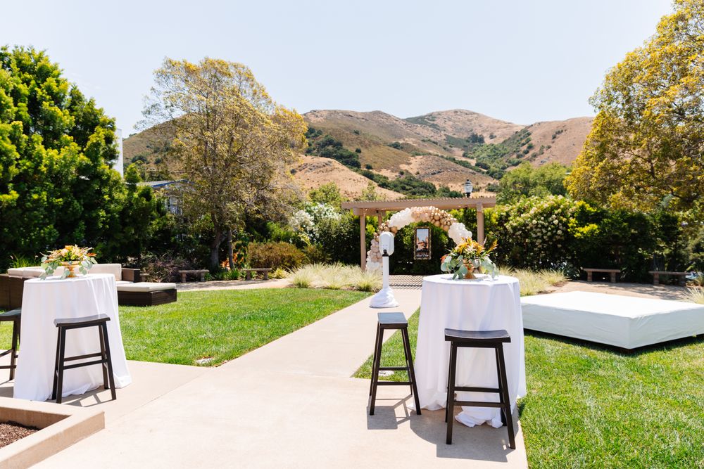 THE MONDAY CLUB - Updated August 2025 - 27 Photos & 16 Reviews - 1815 ...