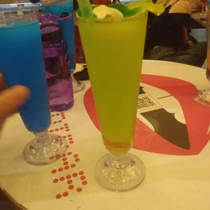 CANDI BAR - 76 Photos & 63 Reviews - 1148 Avenue du Mont Royal ...