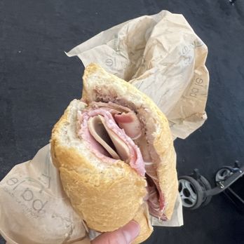 BA LE FRIENDS BAKERY - Updated December 2024 - 368 Photos & 361 Reviews ...