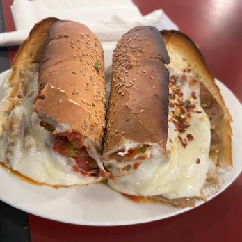 NEW YORK DELI & PIZZA RESTAURANT - Updated May 2025 - 196 Photos & 302 ...