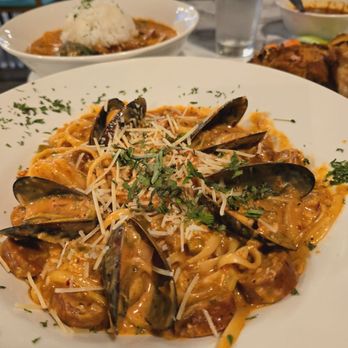 THE DIVE OYSTER BAR - Updated June 2024 - 177 Photos & 70 Reviews - 511 ...