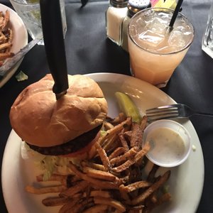 STEVE’S BAR & GRILL - 79 Photos & 86 Reviews - Italian - 14230 NE 20th ...