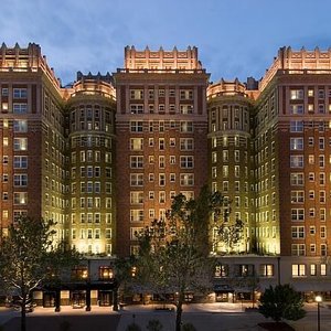 EMBASSY SUITES BY HILTON OKLAHOMA CITY NORTHWEST - 200 Photos & 77 ...