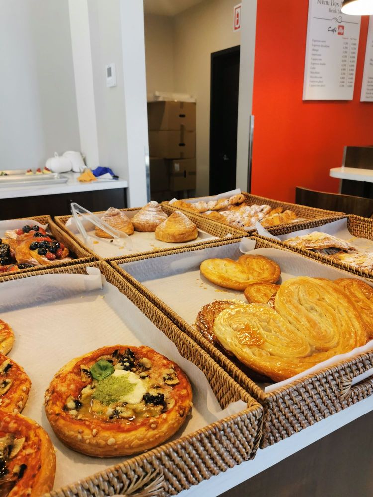 ÔFAURIA - 22 Photos - 3417 Boulevard le Carrefour, Laval, Quebec ...