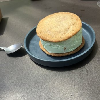 GARTEN - Updated January 2025 - 167 Photos & 126 Reviews - 849 ...