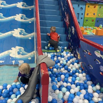 SMILEY - Updated May 2025 - 181 Photos & 89 Reviews - 5729 E 86th St ...