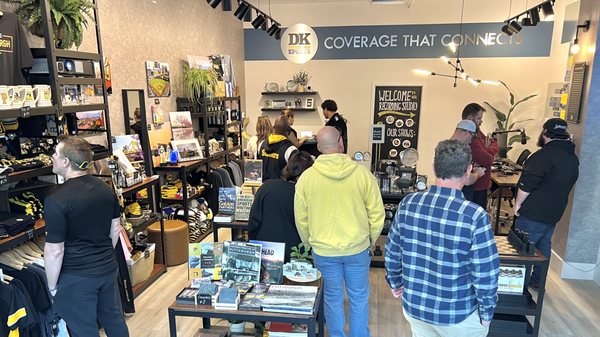 DK PITTSBURGH SPORTS - Updated May 2026 - 224 Fifth Ave, Pittsburgh ...