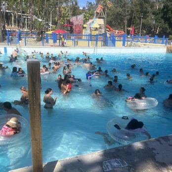 RAGING WATERS LOS ANGELES - Updated January 2025 - 649 Photos & 1210 ...
