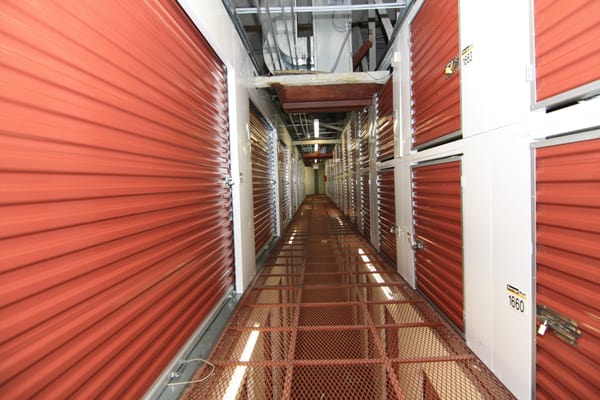 MANHATTAN MINI STORAGE - Updated August 2025 - 37 Reviews - 50 ...