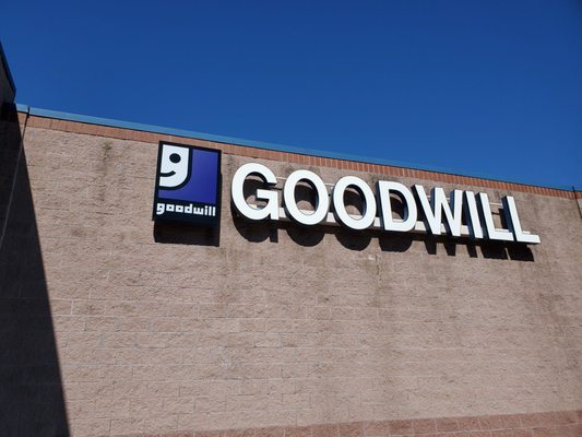 PALMETTO GOODWILL - Updated December 2025 - 26 Photos & 28 Reviews ...