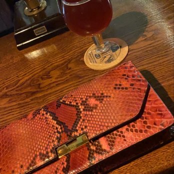 QUIPS PUB - Updated December 2025 - 117 Photos & 186 Reviews - 457 New ...