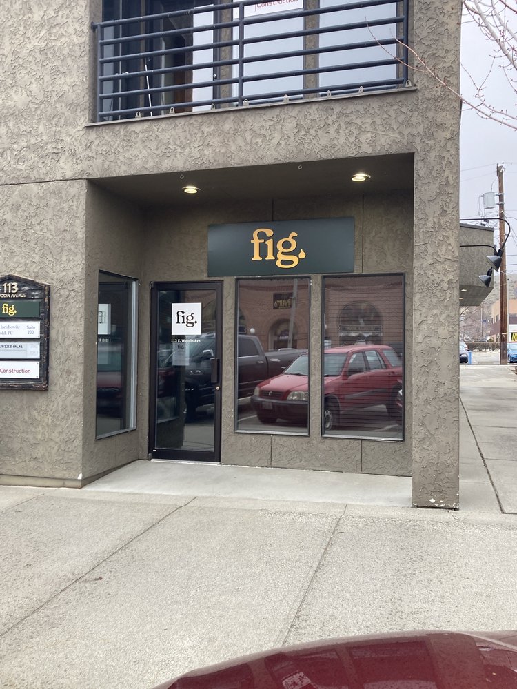 FIG - Updated March 2026 - 113 E Woodin Ave, Chelan, Washington - Real ...