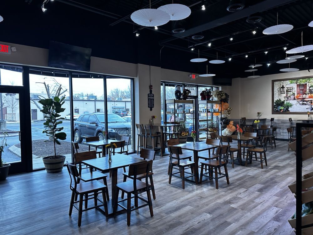 BANH APPETIT - Updated April 2024 - 41 Photos & 25 Reviews - 2892 S ...