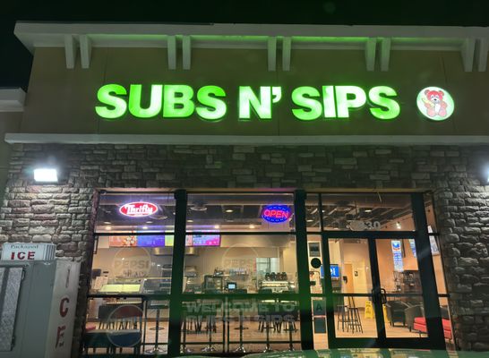 SUBS N’ SIPS - Updated January 2025 - 28 Photos & 65 Reviews - 330 S ...