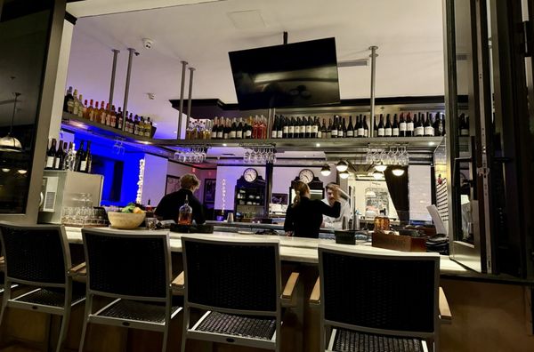 LOCH BAR - Updated July 2025 - 677 Photos & 348 Reviews - 346 Plaza ...