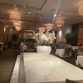 AVRA MADISON - Updated October 2025 - 1054 Photos & 555 Reviews - 14 E ...