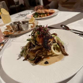 CUTTERS CRABHOUSE - Updated May 2025 - 1951 Photos & 1797 Reviews ...