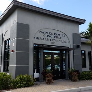 PRIME MD OF NAPLES - Updated July 2025 - 17 Photos - 2515 Northbrooke ...
