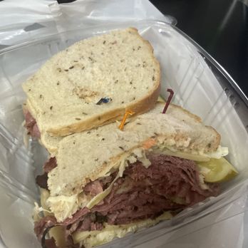 THE ESSEN ROOM - Updated June 2024 - 193 Photos & 202 Reviews - 25 ...