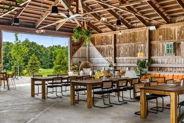 RETREAT 21 - Updated September 2025 - 113 Photos & 33 Reviews - 11433 ...