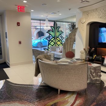 STAYPINEAPPLE, AN ARTFUL HOTEL, MIDTOWN - Updated August 2025 - 258 ...