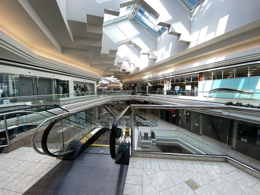 MACARTHUR CENTER - Updated June 2024 - 268 Photos & 197 Reviews - 300 ...