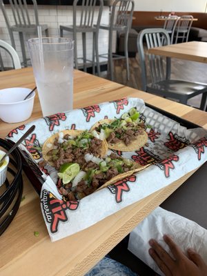 EL TIZ KESSLER PARK - 44 Photos & 38 Reviews - 2222 Fort Worth Ave ...