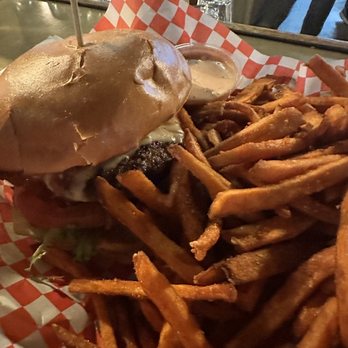 THE HOG WALLOW PUB - 118 Photos & 206 Reviews - 3200 E Big Cottonwod ...