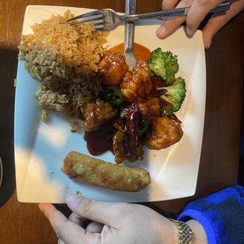 SAKURA BISTRO - Updated March 2025 - 119 Photos & 66 Reviews - 13774 ...