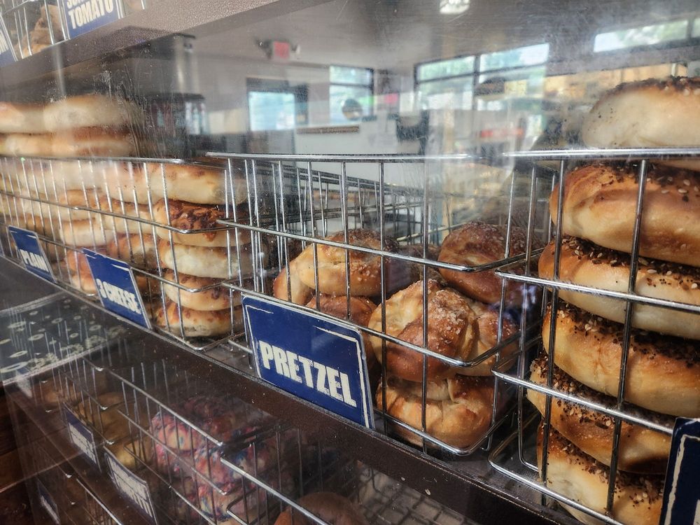 THE BAGEL RACK - Updated August 2025 - 54 Photos & 76 Reviews - 1940 W ...