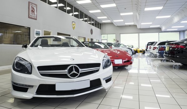 CASTLE MOTORS - Updated August 2025 - 12 Photos - Liskeard, Cornwall ...