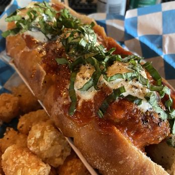 CHOWDERHEAD - Updated July 2025 - 83 Photos & 106 Reviews - 825 N ...