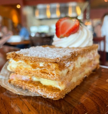 PATRICK’S BAKERY & CAFE - EDINA - Updated June 2024 - 422 Photos & 374 ...