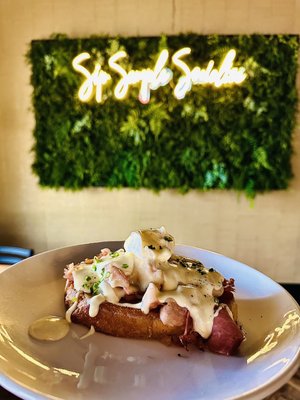 CURATE - Updated August 2025 - 180 Photos & 118 Reviews - 2930 Plaza Dr ...