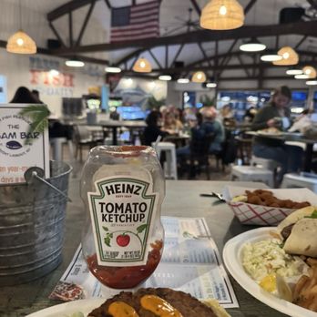 POINT LOOKOUT CLAM BAR - Updated December 2025 - 205 Photos & 229 ...