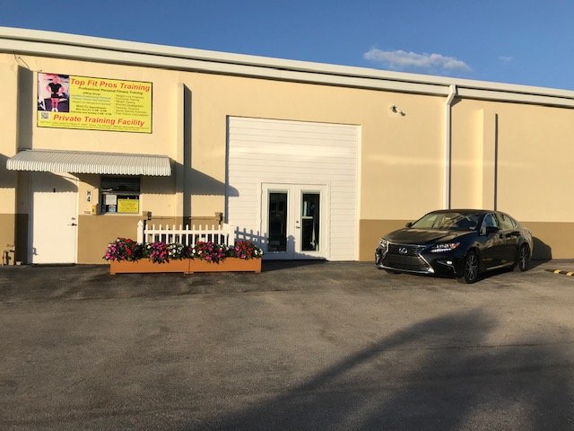 TOP FIT PROS TRAINING - Updated October 2025 - 32 Photos - 2201 S E ...