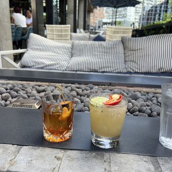 THE HENRY - Updated June 2025 - 2104 Photos & 1334 Reviews - 2301 Akard ...