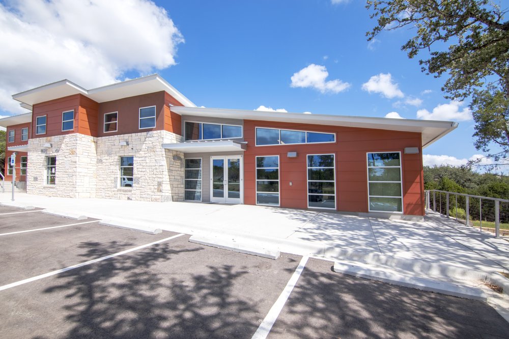 FIVE STAR VETERINARY CENTER - 28 Reviews - 15314 TX-71, Bee Cave, Texas ...