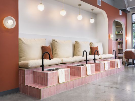 ARCO BLOW DRY & NAIL BAR - Updated May 2026 - 53 Photos & 21 Reviews ...