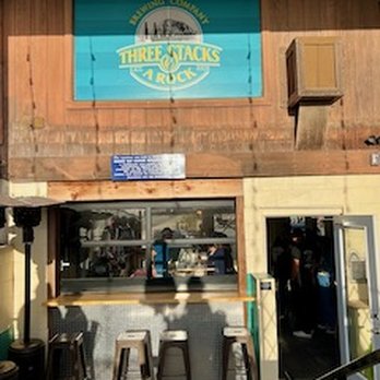THREE STACKS AND A ROCK BREWING - Updated April 2025 - 275 Photos & 193 ...