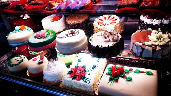 LARSEN’S DANISH BAKERY - 428 Photos & 342 Reviews - Bakeries - 8000 ...