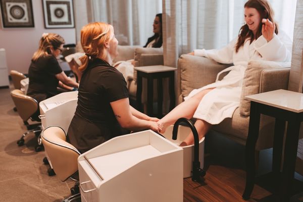 THE SPA AT AMBLESIDE - Updated May 2024 - 26 Photos - 7011 Armour Bend ...