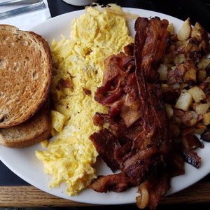 THREAD CITY DINER - 40 Photos & 70 Reviews - 931 Main St, Willimantic ...