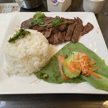 PHO T J - Updated December 2024 - 76 Photos & 220 Reviews - 702 E ...